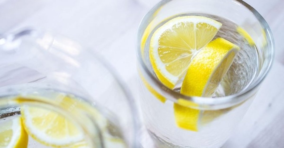 Bir ay boyunca limonlu su içmenin vücuda faydaları... - Yaşam Haberleri Bir ay boyunca limonlu su içmenin vücuda faydaları... - Yaşam Haberleri