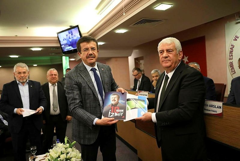 Zeybekci’den önemli açıklamalar: İzmir e-ticarete hazırlanmalı Zeybekci’den önemli açıklamalar: İzmir e-ticarete hazırlanmalı
