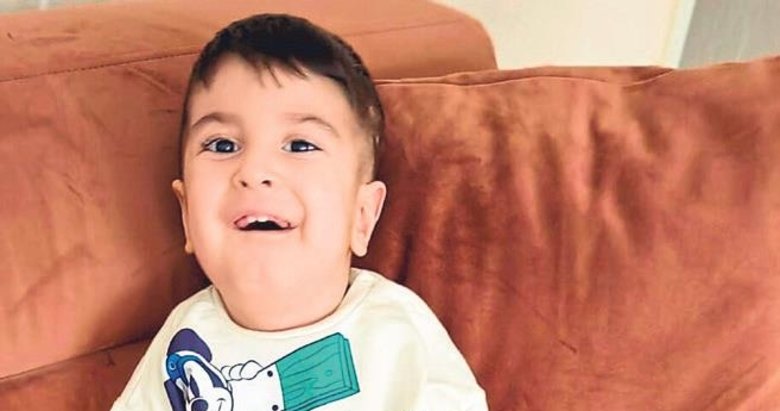 Sen hep gül Kaan Efe - İzmir Haberleri