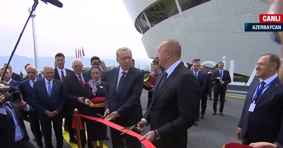 Zengilan Uluslararası Havalimanı tamamlandı! Başkan Erdoğan ve Aliyev ...