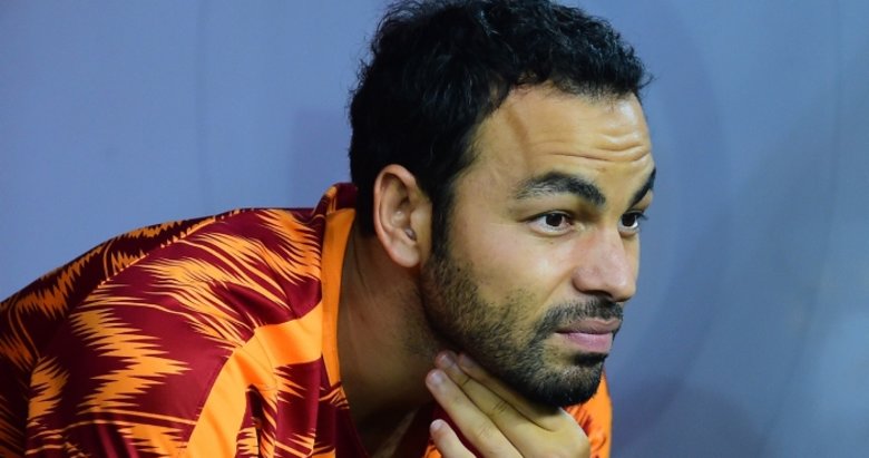 Selçuk İnan futbolu bırakıyor mu?