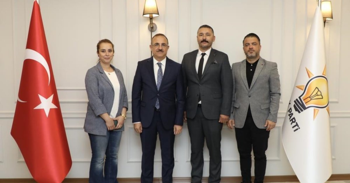 AK Parti Selçuk İlçe Başkanı Hakan Bayraklı oldu - İzmir Haberleri AK Parti Selçuk İlçe Başkanı Hakan Bayraklı oldu - İzmir Haberleri