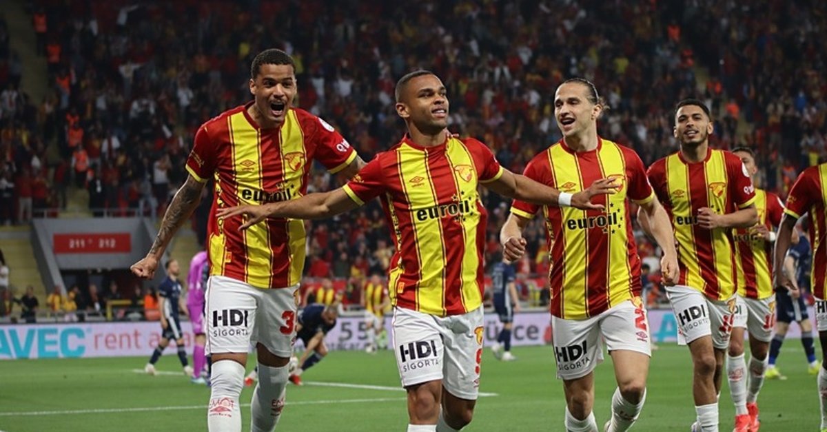 Göztepe, Antalyaspor’u mağlup etti