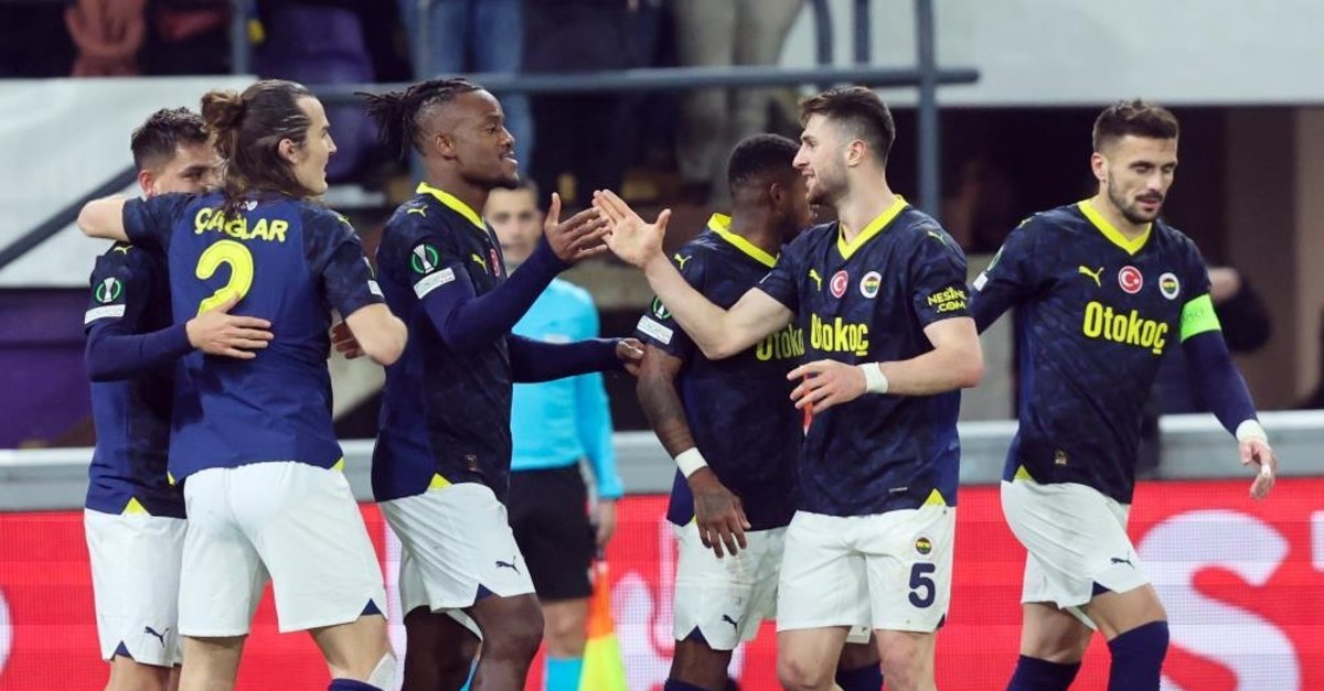 Fenerbahçe güle oynaya - Fenerbahçe Haberleri