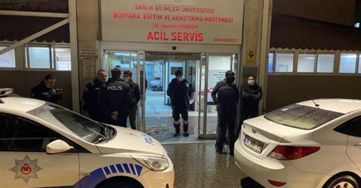 İzmir’de korkunç olay! Evini bastığı kayınpederini defalarca bıçaklayıp ... İzmir’de korkunç olay! Evini bastığı kayınpederini defalarca bıçaklayıp ...