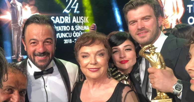 Sadri Alışık ödülleri sahiplerini buldu - Sarmaşık Haberleri