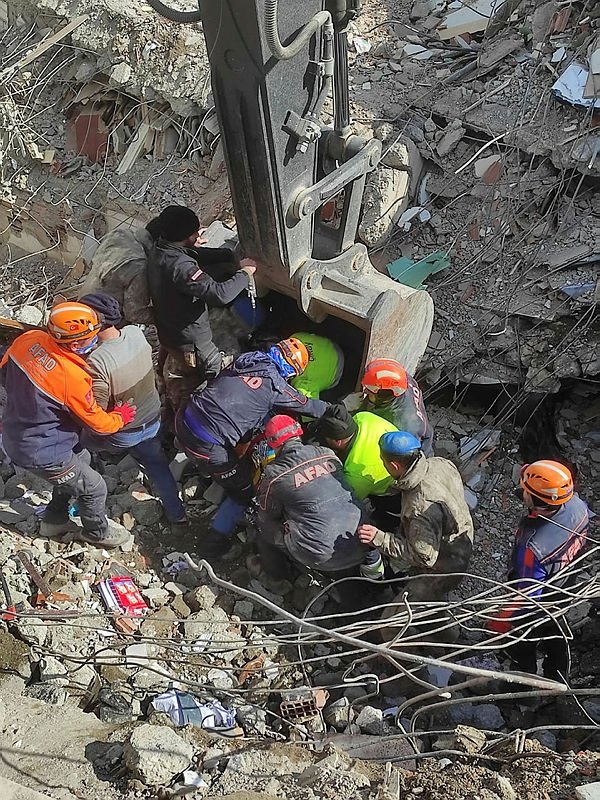 Cemile Teyze 10 gün sonra umutları yeşertti - Yaşam Haberleri