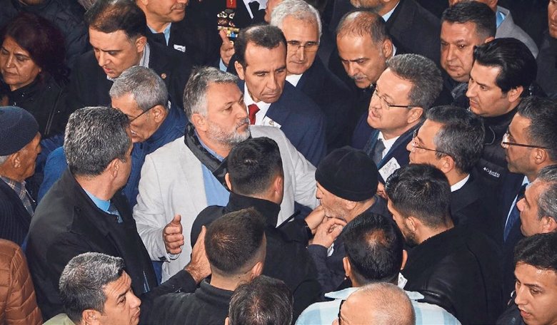 Vatan size minnettar gözünüz arkada kalmasın Vatan size minnettar gözünüz arkada kalmasın