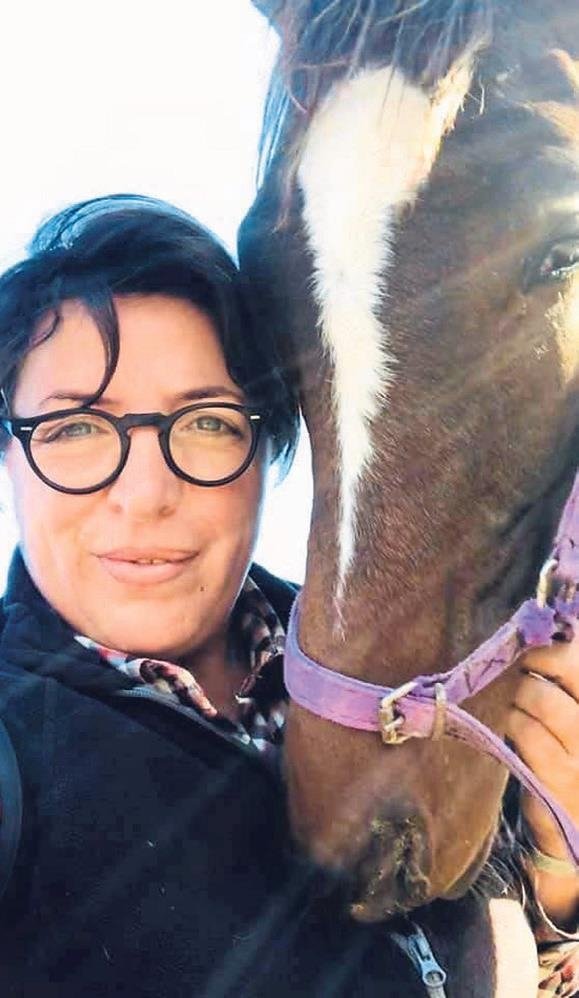 Orada da bir can var - İzmir Haberleri