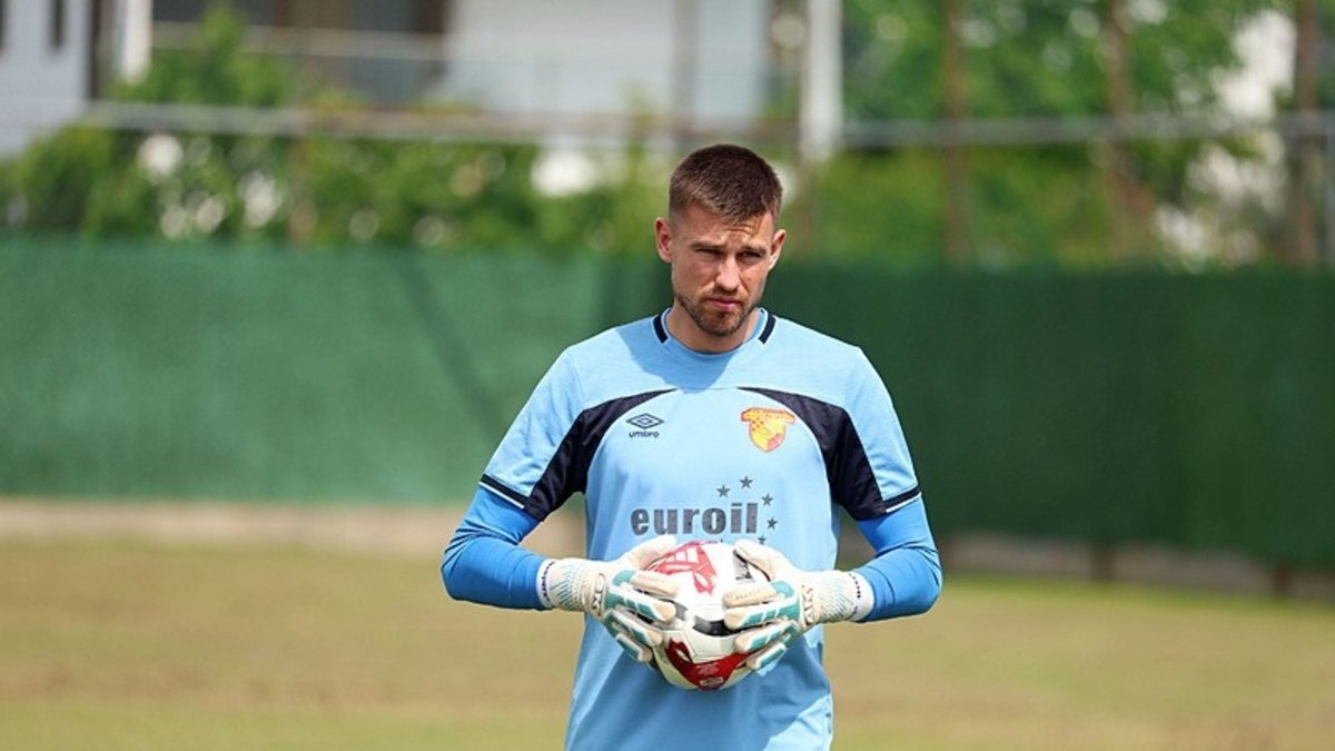 Göztepe’de Mateusz Lis belirsizliği